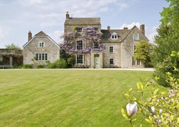 Delightful 8 bedroom place in Frome | House Critic