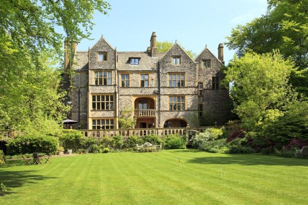 Jacobean Mansion | House Critic