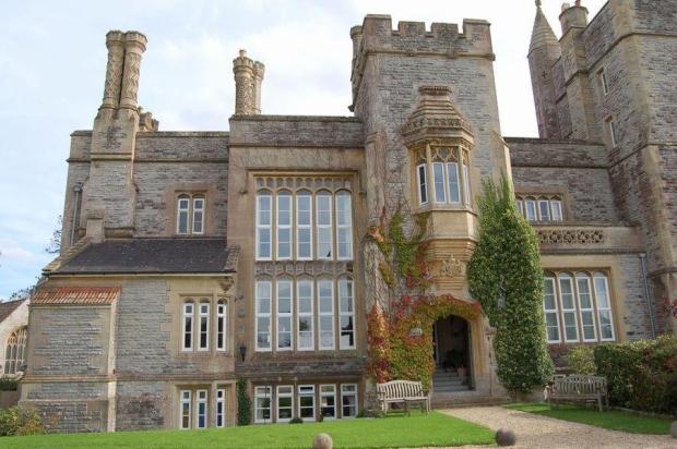 Butleigh Court – a terrace house with a difference | House Critic