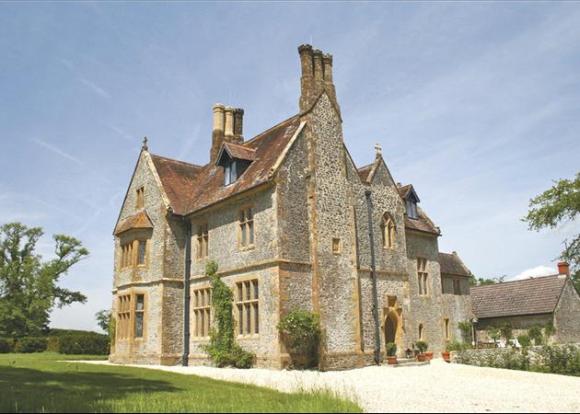 Pugin Hall | House Critic